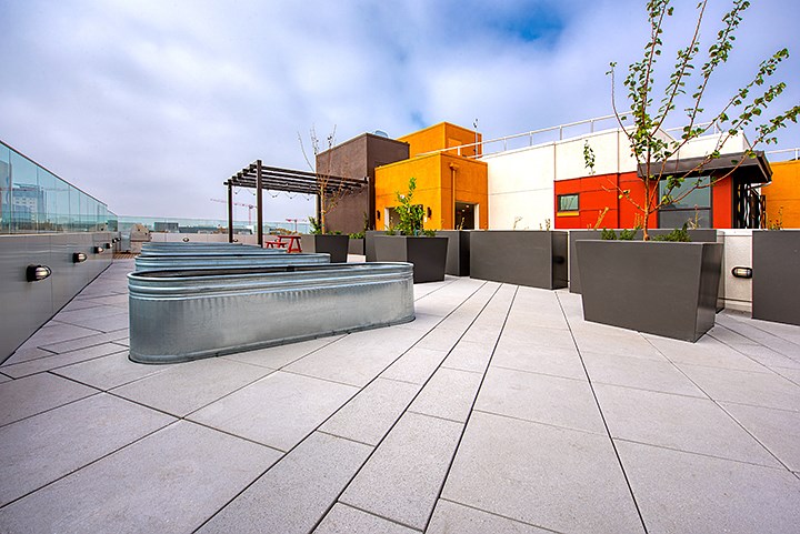 Pedestal Set Roof Pavers, Roof Deck Pavers