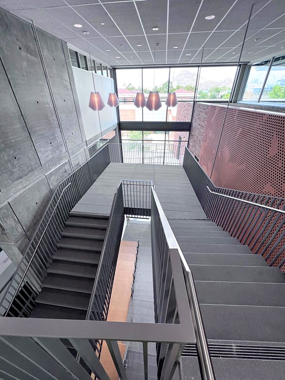 Standard Steptreads, Closed Riser