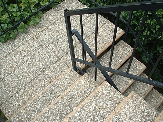 Standard Steptreads, Open Risers